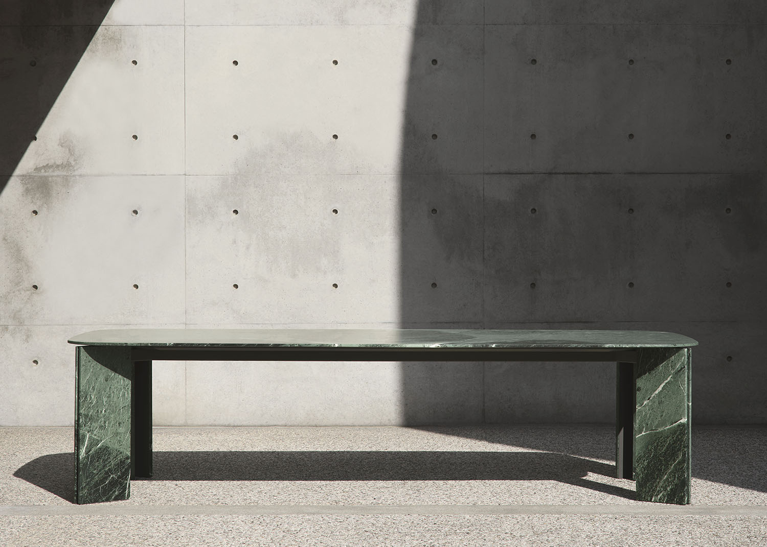 Acerbis tables: a poetic dialogue between different materials. - Acerbis